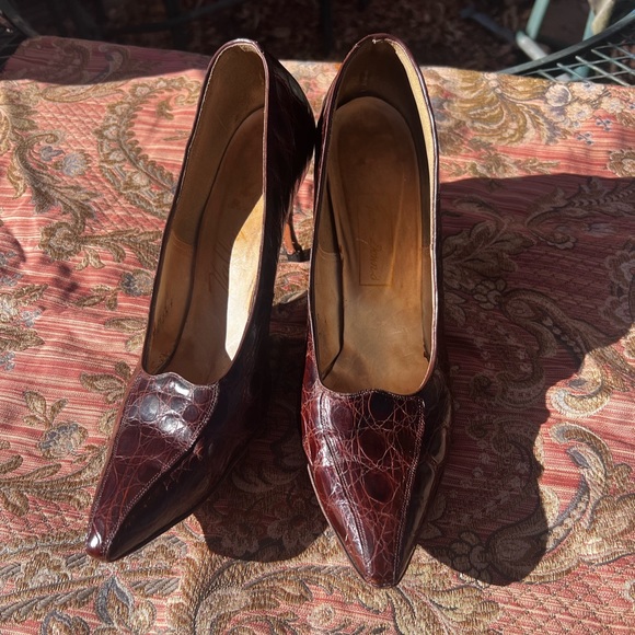 valley shoes | Shoes | 94s 1950s Valley Shoes Crocodile Handcrafted ...